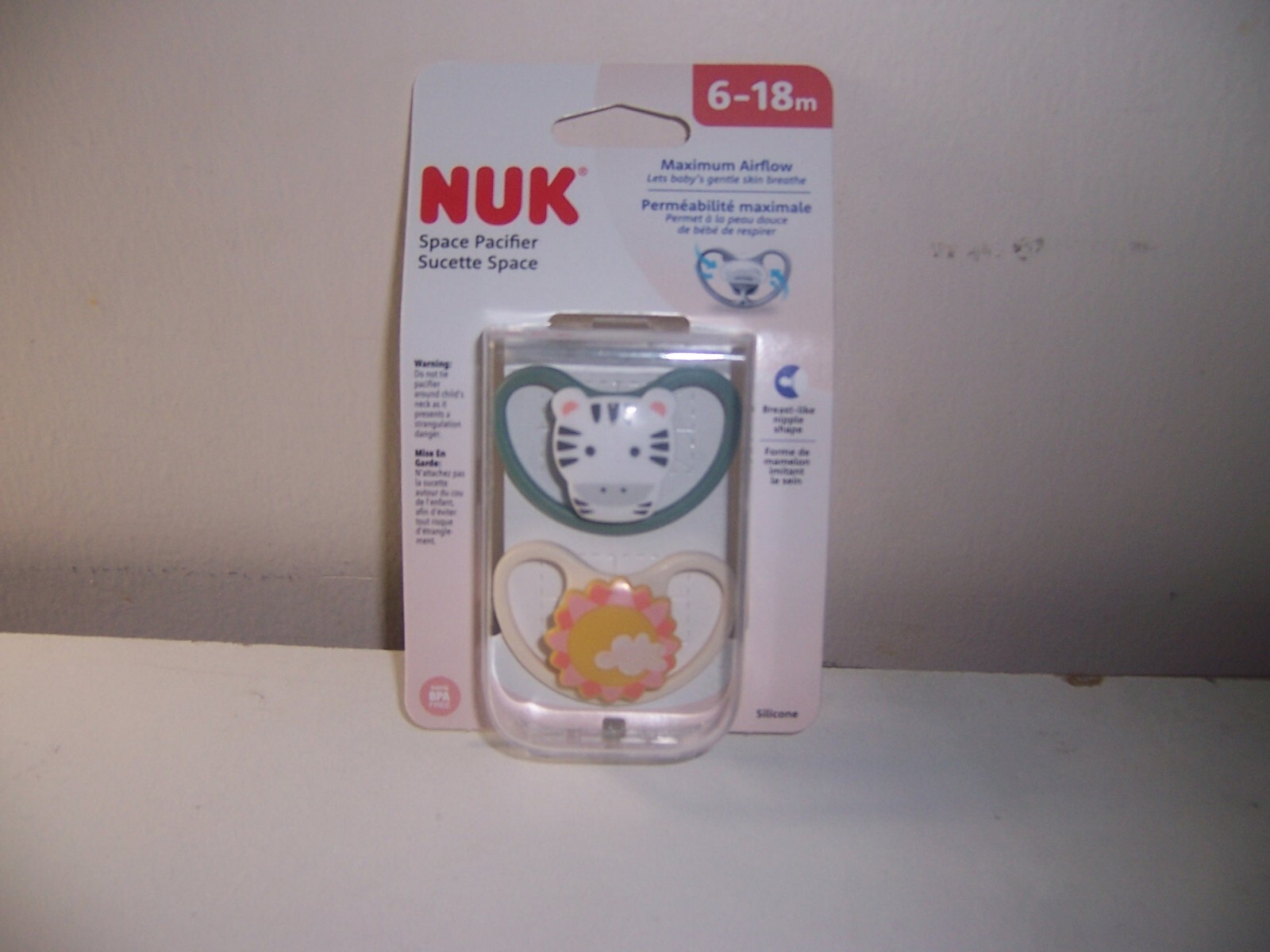 NUK SPACE PACIFIER 6-18 months orthodontic BRAND NEW bnib