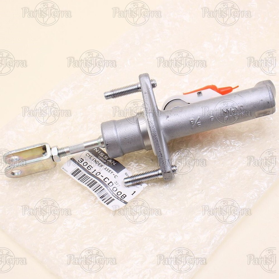 New Genuine OEM NISSAN INFINITI Clutch Master Cylinder Assy 350Z G35 ...
