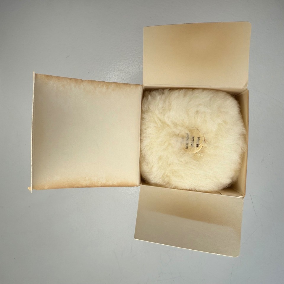 Vintage Coty Emeraude 4 oz Puff on Powder Silky Dusting Powder New in ...