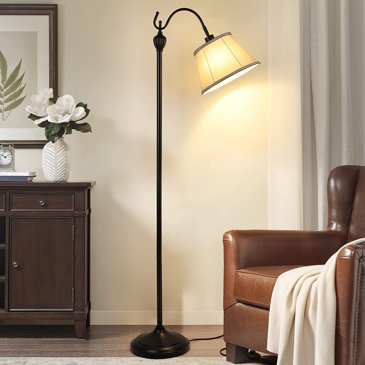 Traditional Floor Lamps