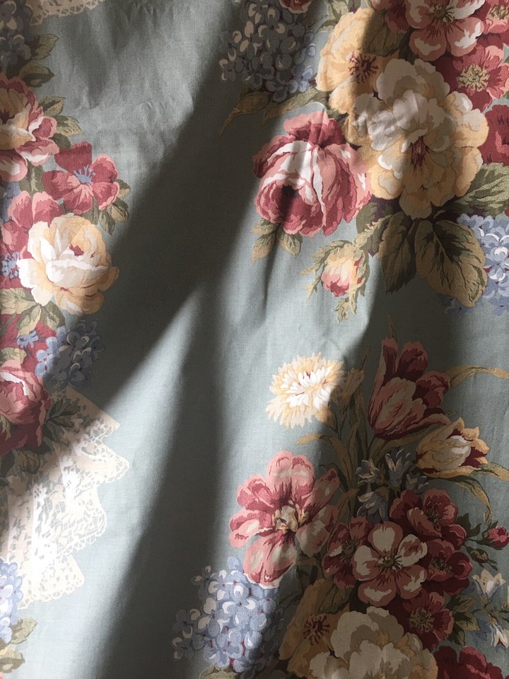 Vintage Romantic Cottage Core Floral Roses Lace Cotton Fabric ~ Green ...