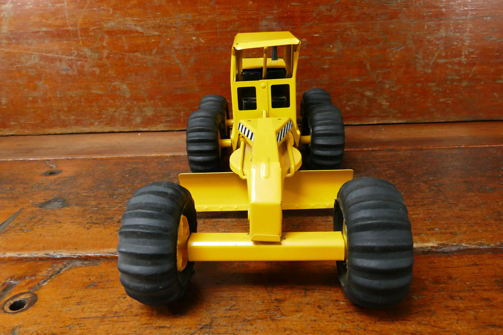 Vintage Yellow Tonka Road Scraper Grader Plow Tractor 16210-A Pressed ...