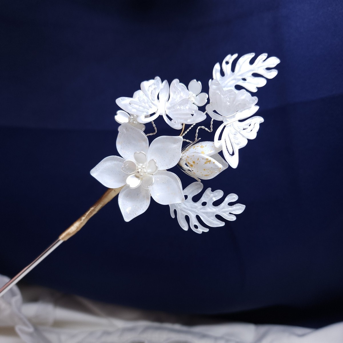 Fancy hair clips for wedding 60 photos - Astyledwedding.com