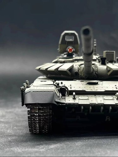 Russian Federation Army 1 35 Scale T72B Main Battle Tank Painted Finished | eBay