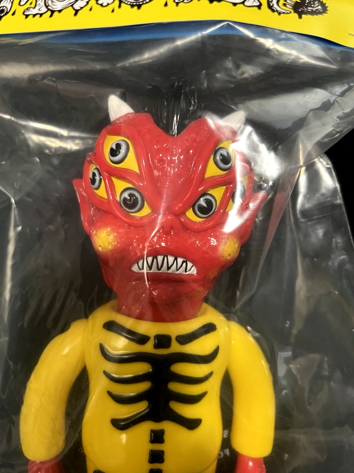 Mutant Vinyl Hardcore SIX EYED GHOUL x Headlock Studios Sofubi Soft Vinyl MVH | eBay