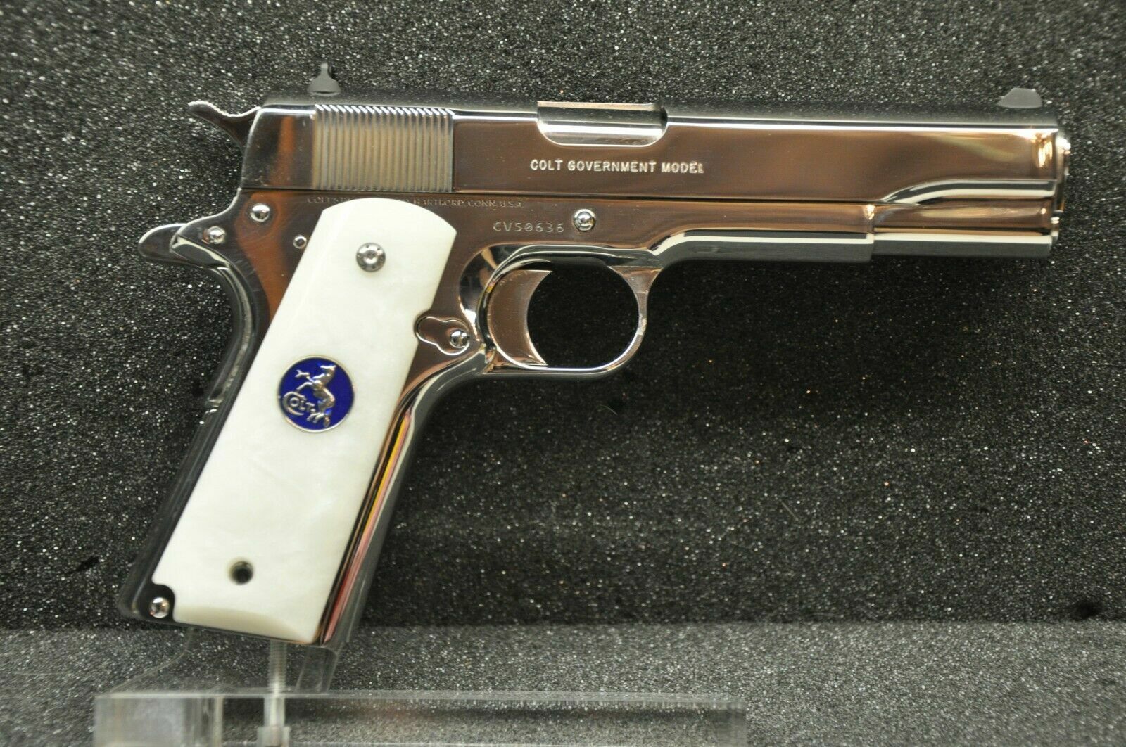 Colt 1911 Silver