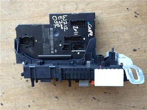Mercedes E Class Fuse Box W207 E200 CGI W212 E220 E350 CDi V6 2012 ...