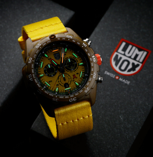 Luminox Pacific Diver Chrono 44mm Yellow Rubber Steel Quartz Men's ...
