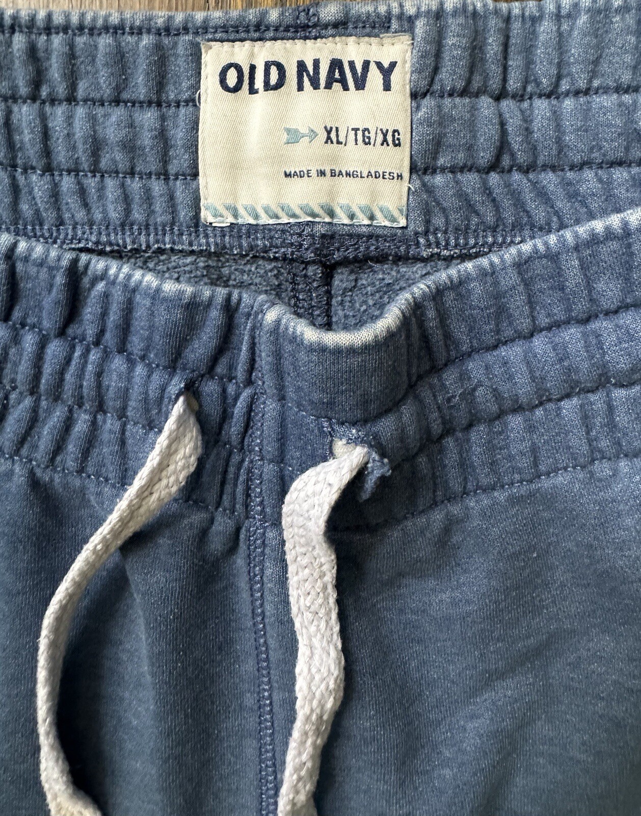 OLD NAVY DRAWSTRING SWEAT SHORTS DENIM-BLUE/GRAY/w REFLECTIVE LOGO MENS ...