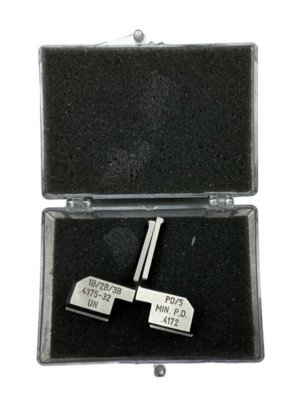 JOHNSON GAGE .4375-32 UN .4172 PD/5 Thread Gage / Comparator Segments ...