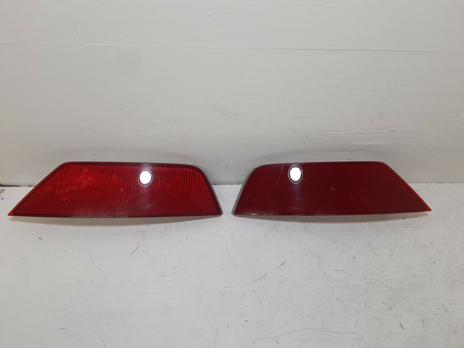 2018 FORD ESCAPE REAR BUMPER REFLECTOR LIGHTS LS+RS OEM | eBay