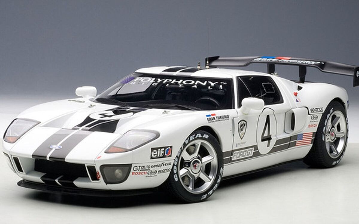 RARE* 1/18 AUTOart Ford GT LM Race Car Spec II #4 Gran RARE* 1/18 AUTOart Ford GT LM Race Car Spec II #4 Gran