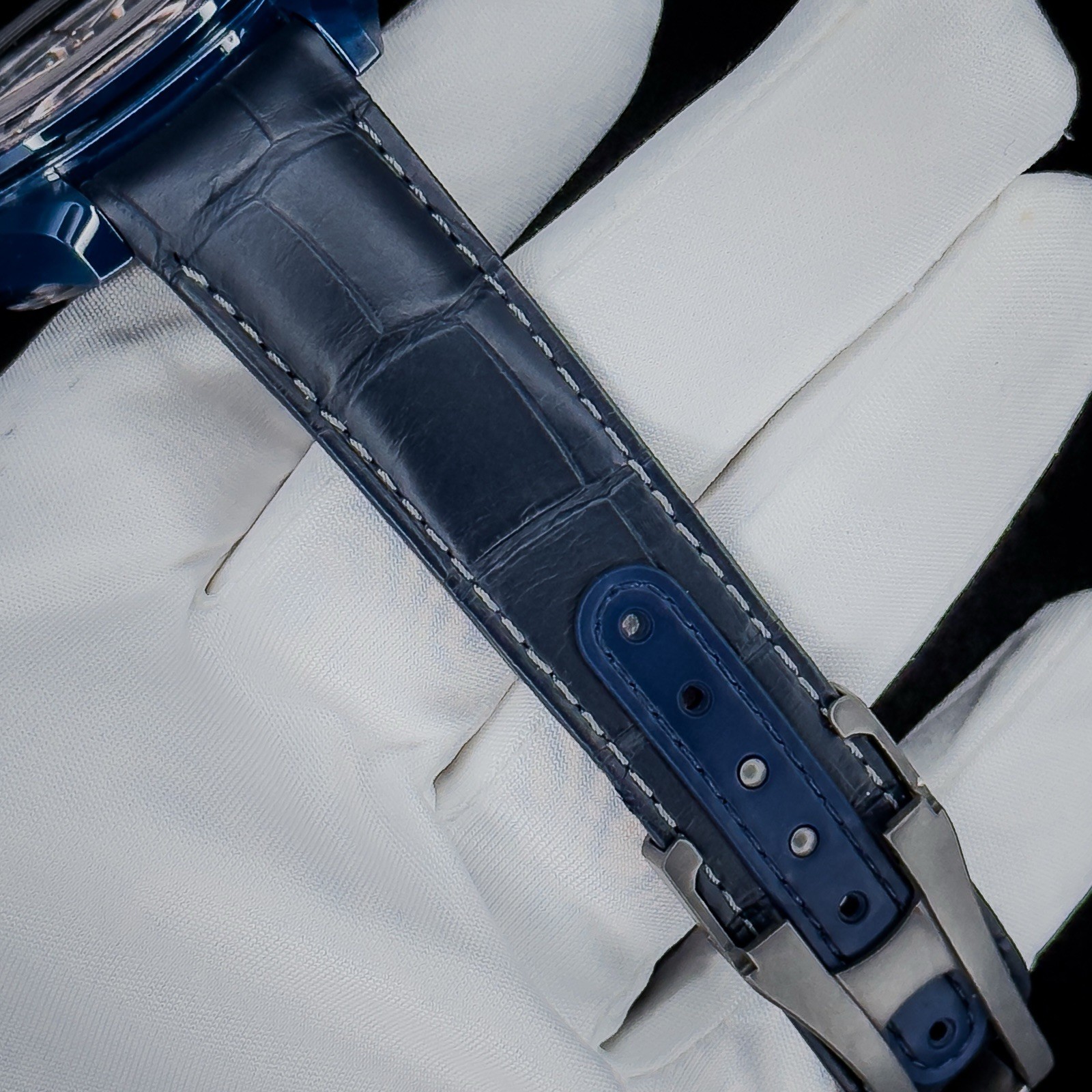 OMEGA Speedmaster Moonphase “Blue Side of the Moon” A… - Gem