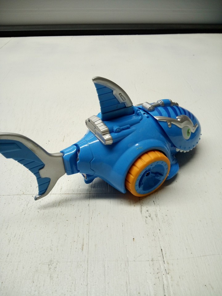 Little Tikes Shark Strike RC Remote Control Toy Shark w/Action, Music ...