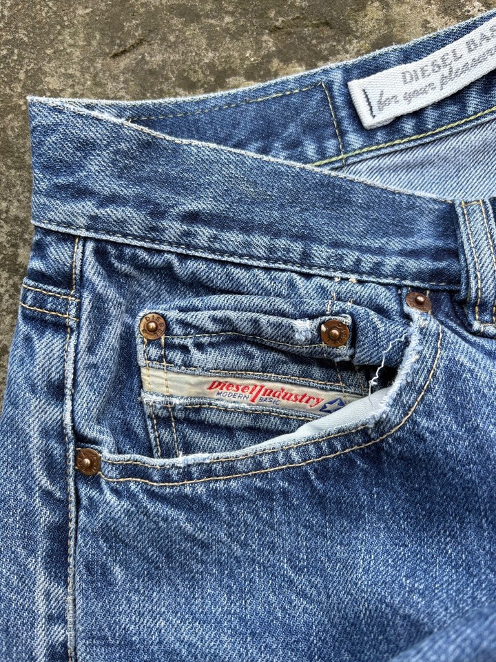 Diesel Jeans Mens 34x32 Blue Keetar Italy Made Light Washed Out Faded ...