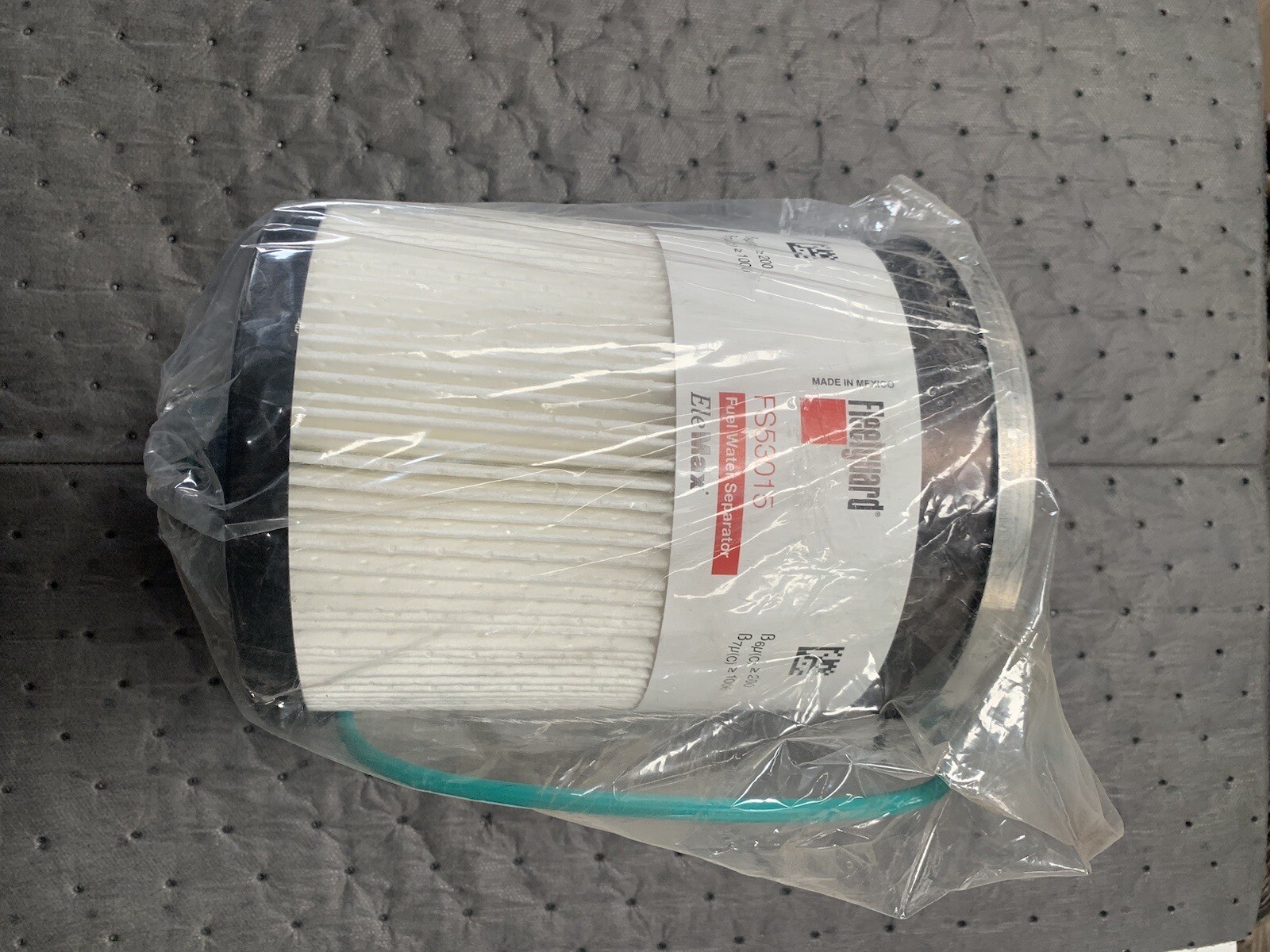 Fleetguard Fuel/Water Separator - FS53015 | eBay