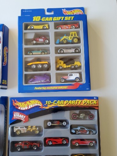 Hot Wheels 10 Gift Pack Exclusive Pontiac Bonneville, Ferrari, VW Lot ...