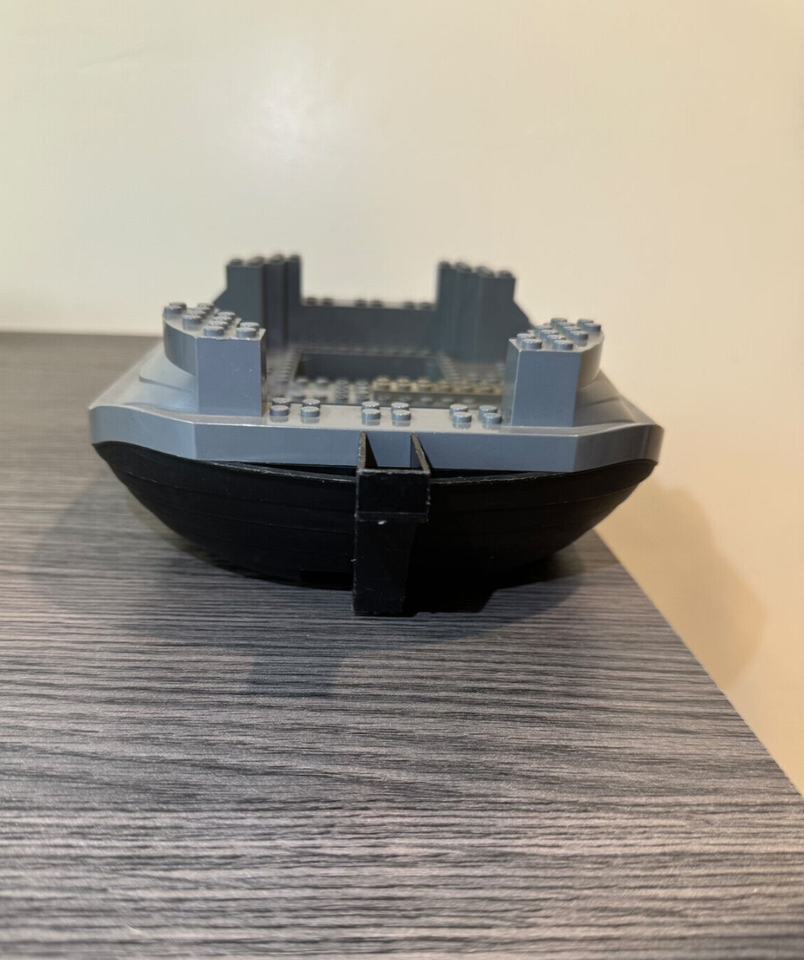 Lego Boat Hull #47980 & #47981 (Giant Bow 19 x 22 with Dark Bluish Gray ...