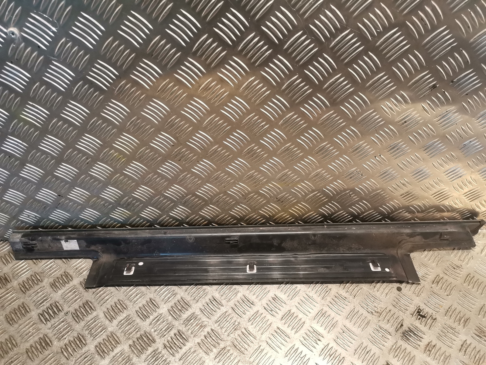 MERCEDES-BENZ W251 R 320 CDI Rear Left Door Sill Chrome Trim 2516800335 ...