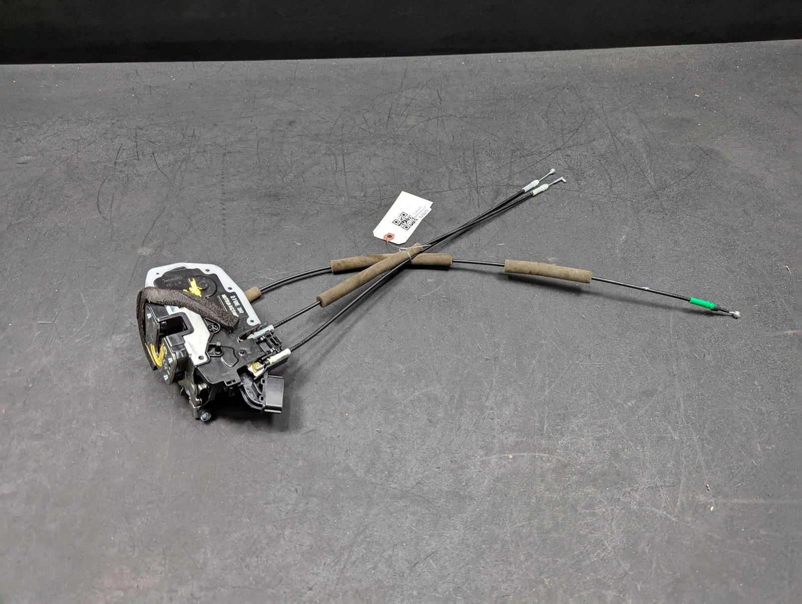 Rear Left Door Lock Latch 2017 Nissan Versa 82501-3BA1A 2012 2013 2014 ...