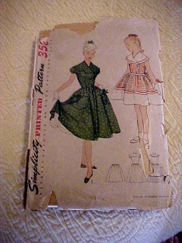 1951 Simplicity Girl's Dress Scalloped Collar & Pockets 3784 | eBay
