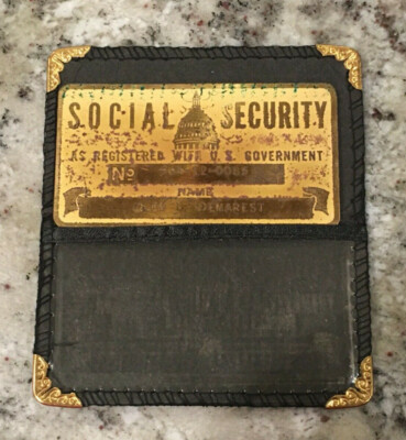 Engraving - Metal Social Security Card