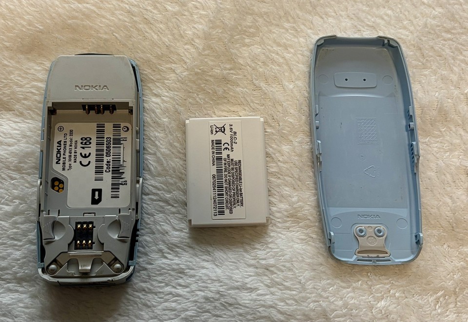 Nokia 3330 Mobile Phone Sky Blue Unlocked | eBay UK