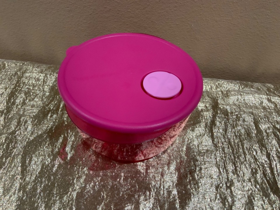 New Tupperware Beautiful Jumbo Expression Pitcher 1 Gallon 3.7L Fuchsia ...