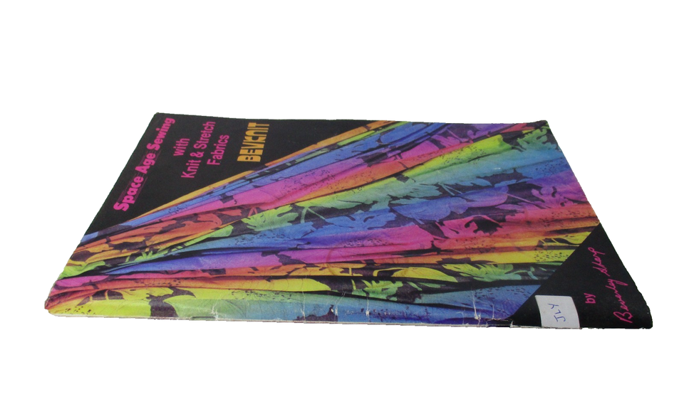 Space Age Sewing With Knit Stretch Fabrics by Beverly Sharp OOP ...