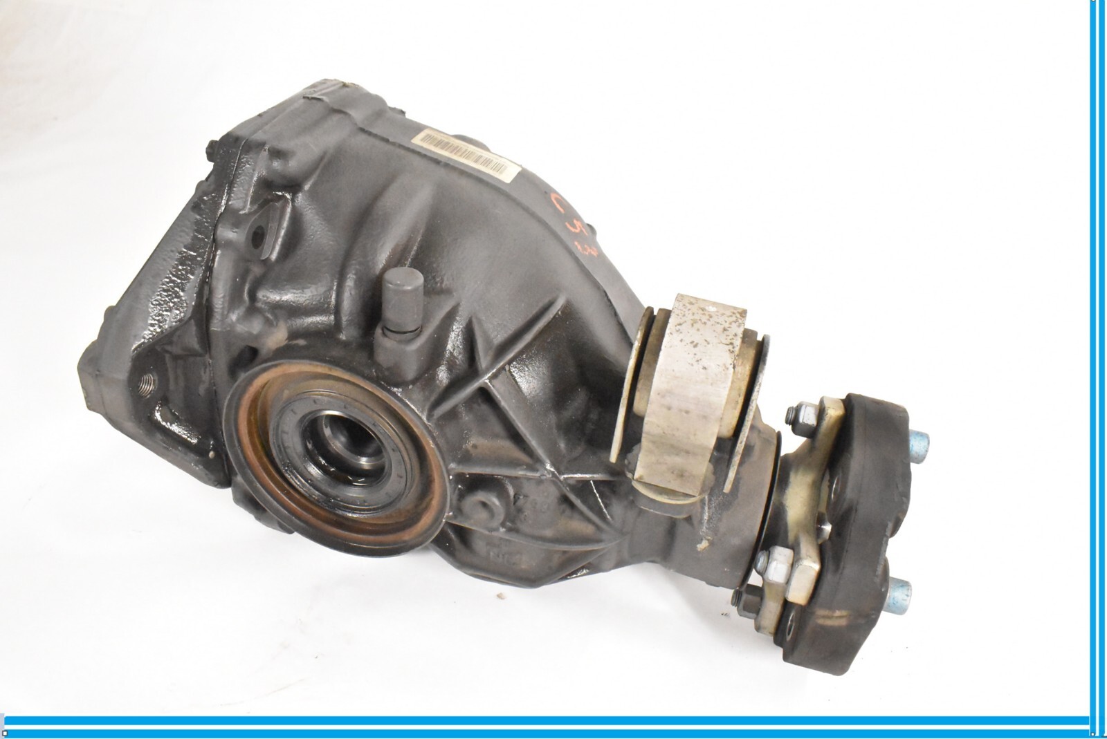 10-18 Mercedes W218 CLS550 E550 Rear Differential Diff Axle Carrier 2. ...