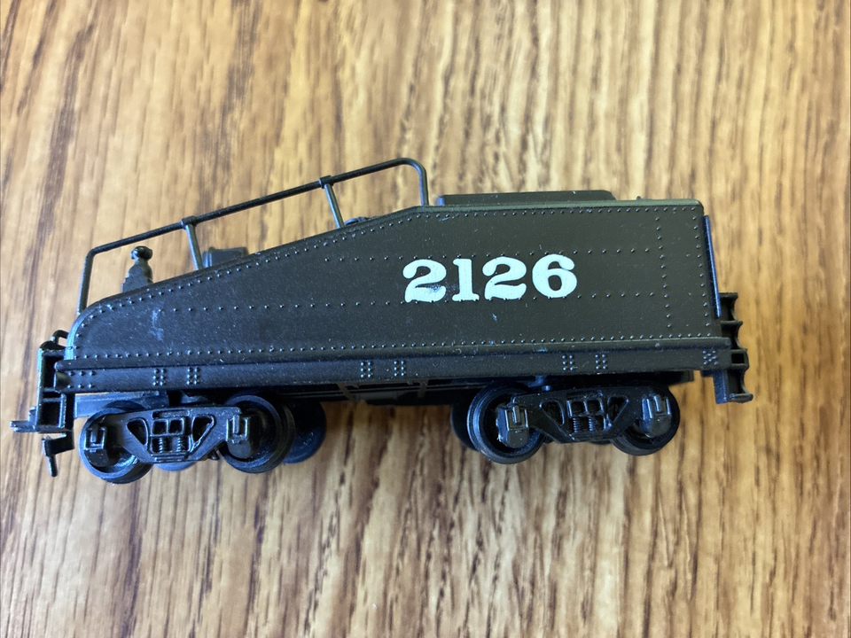 HO Bachmann steam slope back switcher coal tender, # 2126, needs a ...