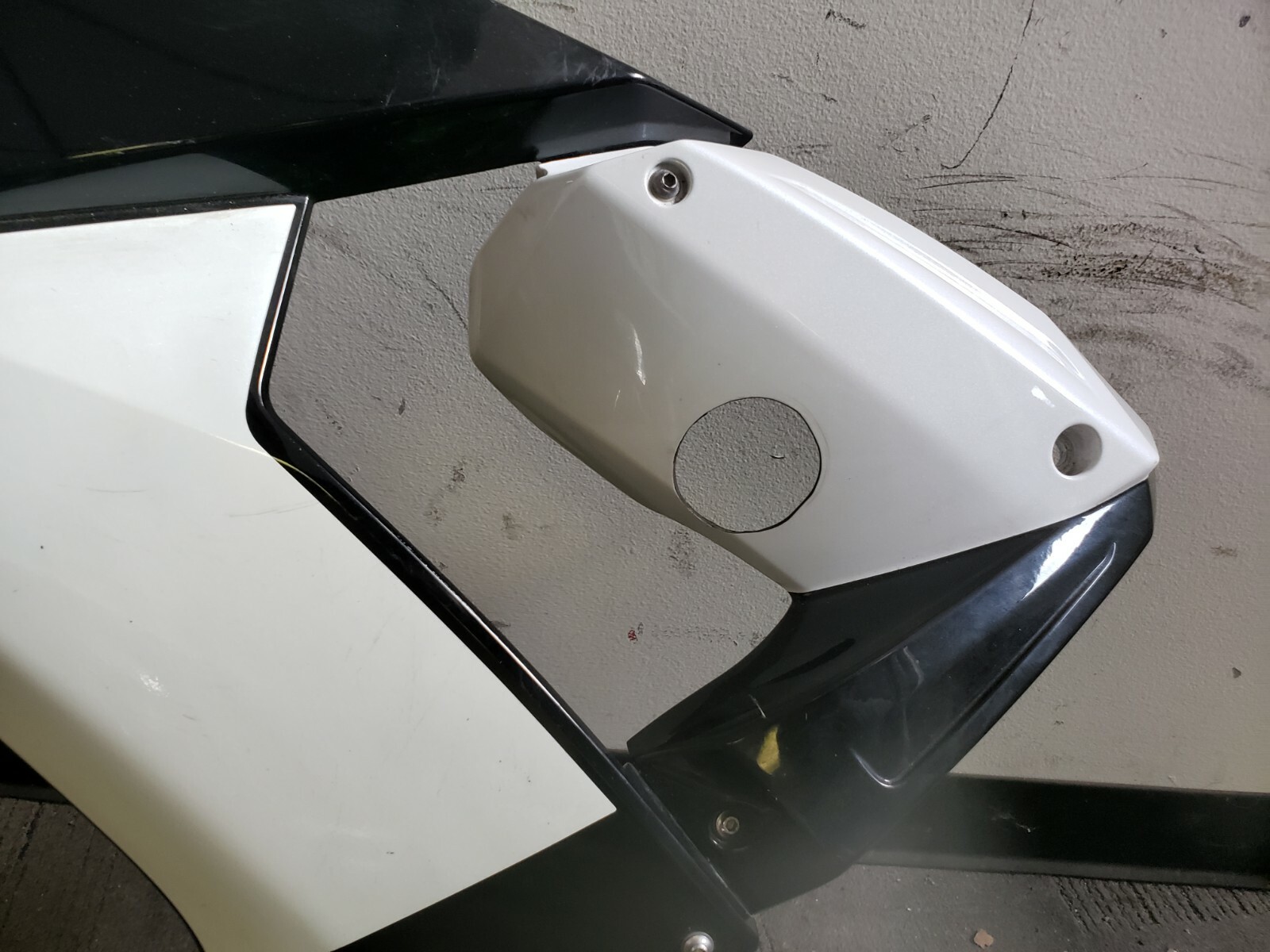08-10 KAWASAKI NINJA ZX10R ZX10 LEFT SIDE MID FAIRING PANEL BODYWORK ...