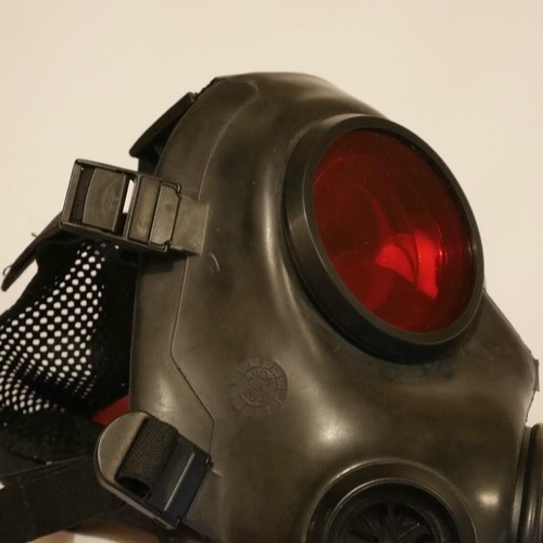 FM12 GAS MASK OUTSERTS GENUINE SAS RED RUBBER LENSES (GAS MASK NOT ...