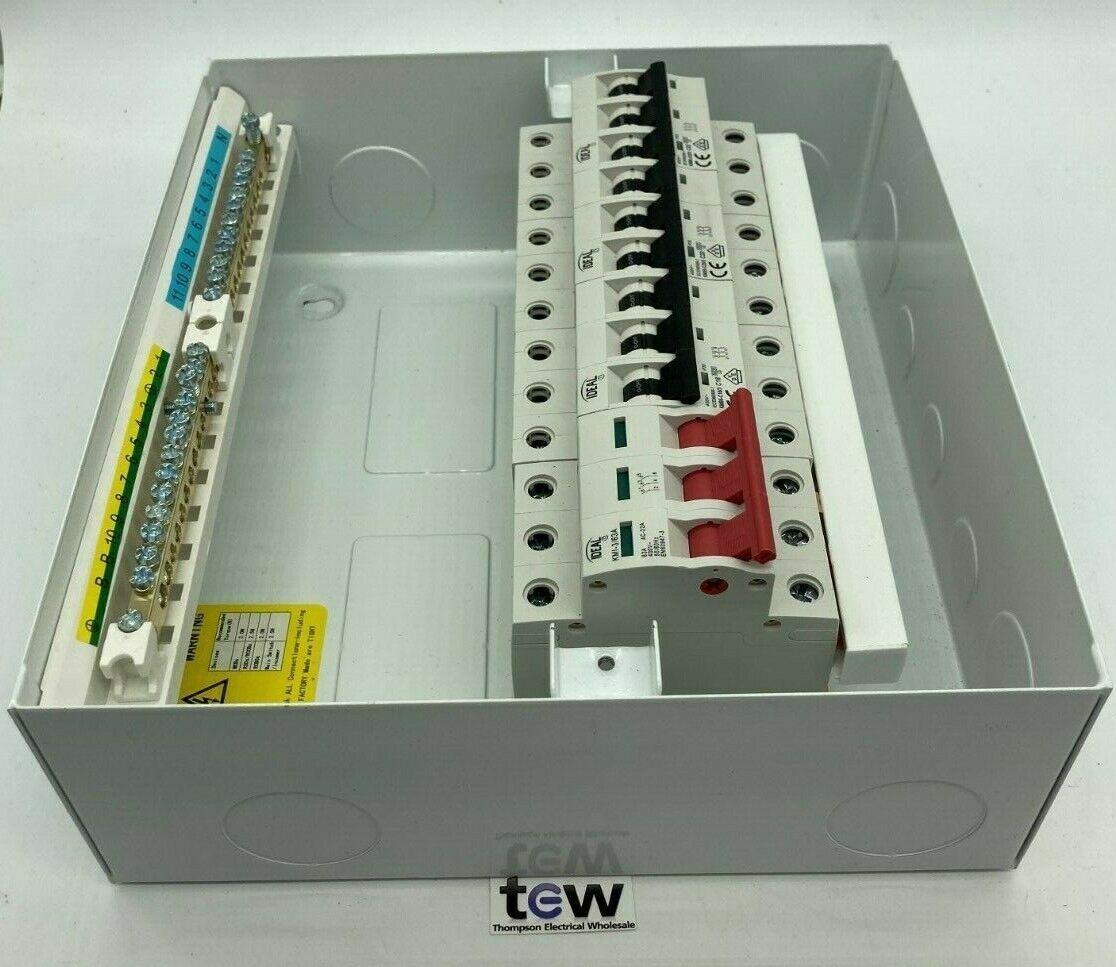 Small 3 Phase Metal Distribution Board Consumer Unit Workshop ...