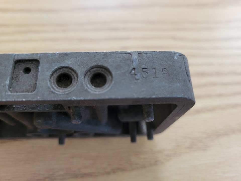 Holley 4519 750 CFM Rear Secondary Metering Block Vac Sec Vacuum ...