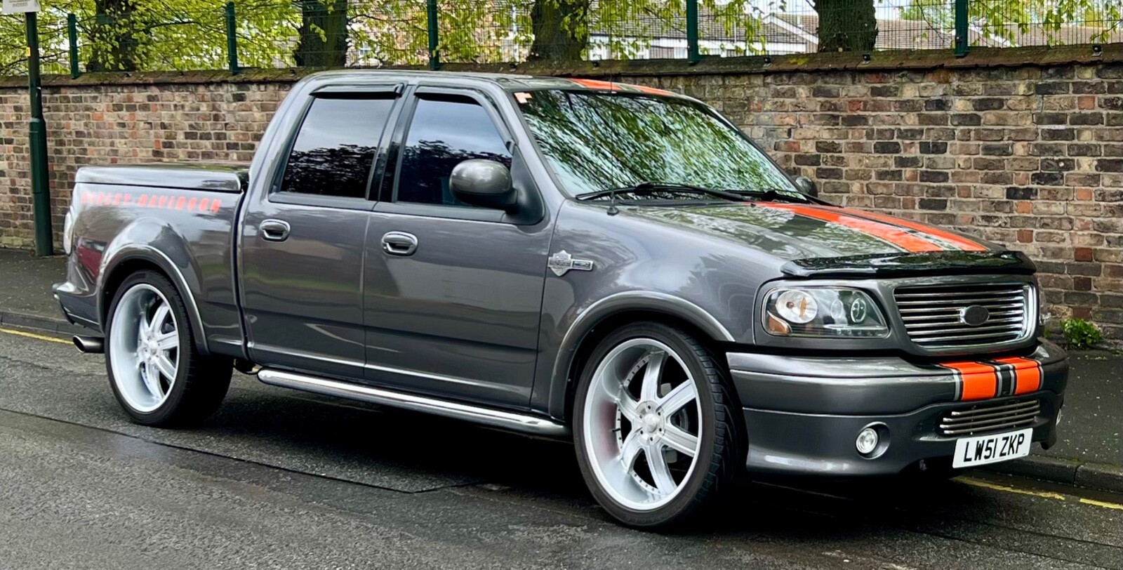 1966 Plymouth Barracuda - UK American Cars