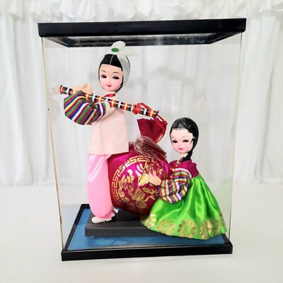 Asian Dolls in Plexiglass Display Case measures 11x9 Ethnicities Asian ...