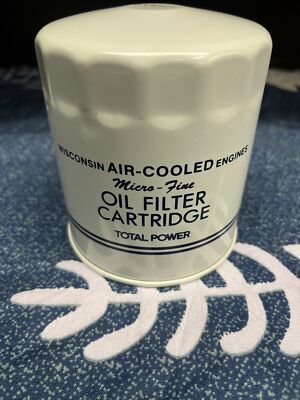 Wisconsin Engine Oil Filter NOS RV52 | WIX 51106 | Aftermarket Branded