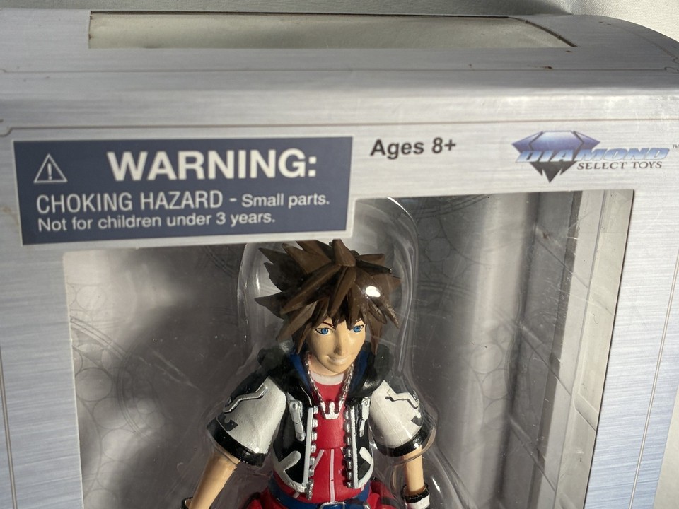 Kingdom Hearts Limit Form Sora Action Figure Disney Diamond Select Toys ...