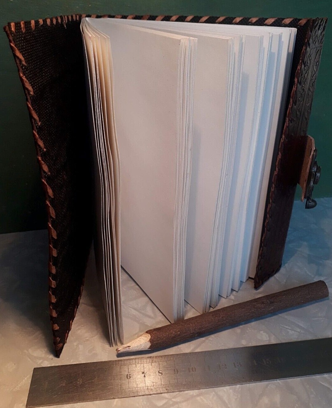 GENUINE LEATHER BOUND JOURNAL/DIARY 100% RECYCLED HANDMADE PAPER FAIR ...