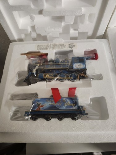 Hawthorne Bachmann Village Train Disney | eBay