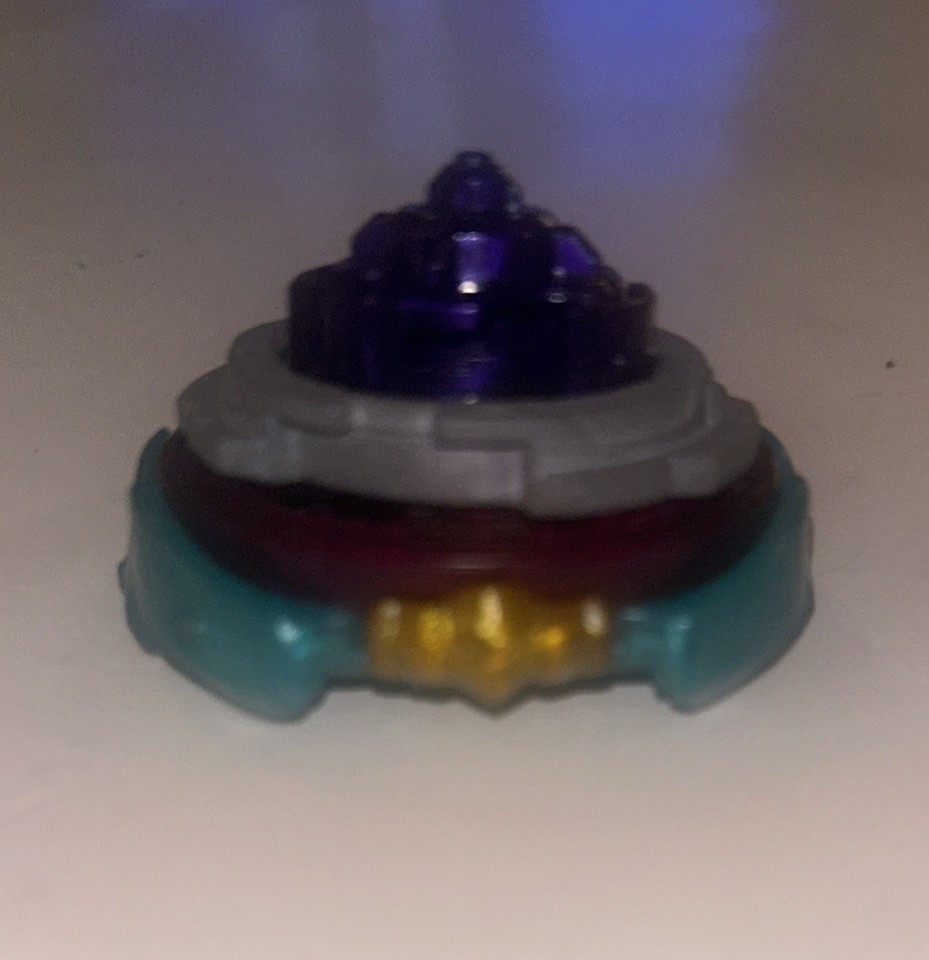HASBRO Beyblade Burst Evolution Switch Strike Khalzar K3 7Under Hunter ...