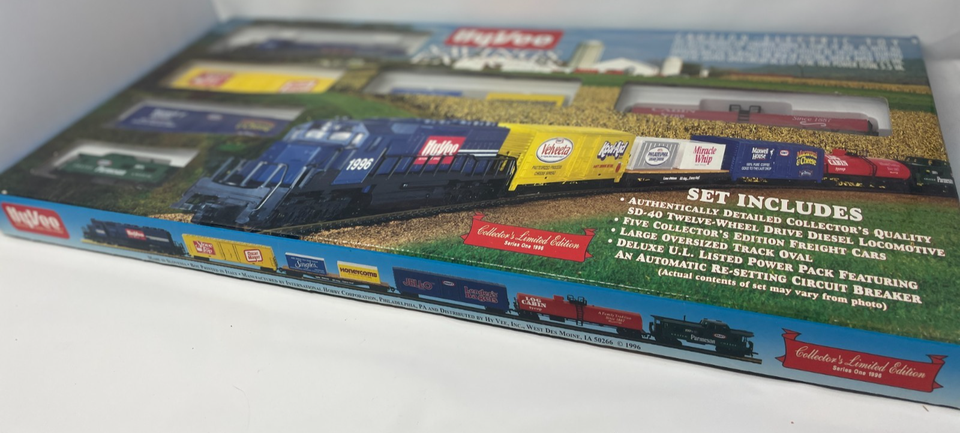 RARE Hy-Vee HO Scale Train Set Billiard Cars LOG CABIN, HONEYCOMB ...