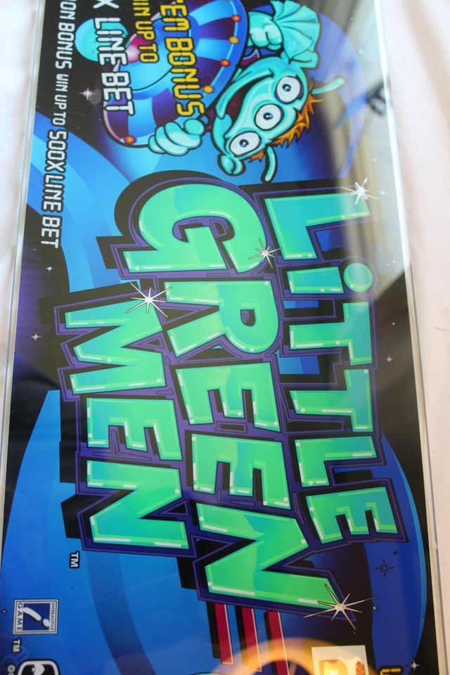 SLOT MACHINE GLASS LITTLE GREEN MEN IGT GAMBLING ALIEN | eBay