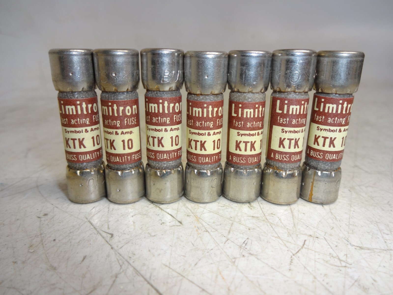 Lot of 7 Cooper Bussmann Limitron KTK-10 Fast Acting Fuse KTK10 KTK 10 ...