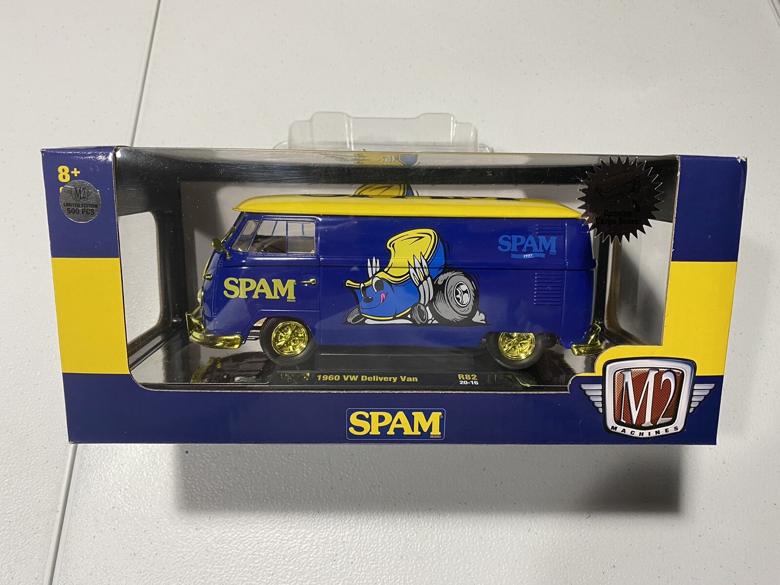 M2 Machines SPAM 1960 V W Volkswagen Delivery Van Chase (Gold Rims) 1 ...