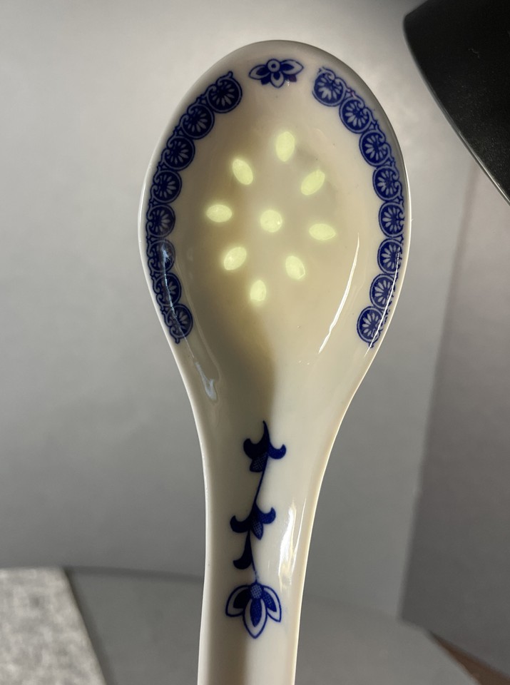 Six Porcelain Rice Eyes Chinese Miso Spoons White and Indigo Blue ...