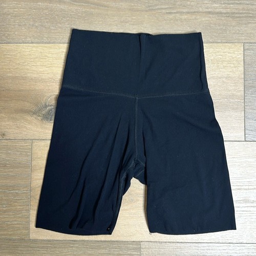NIKE YOGA Luxe Black Dri-Fit Snug Form Fitting Buttery Fabric Shorts ...