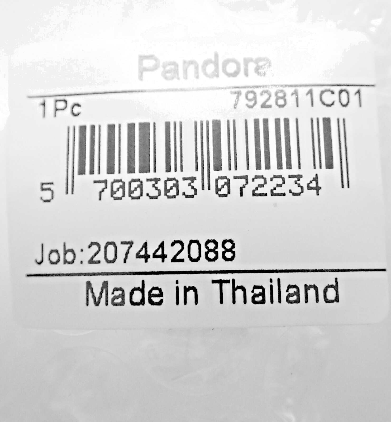 Authentic+Pandora+%23792811C01+Glow+in+The+Dark+Sparkling+Skull+Charm ...