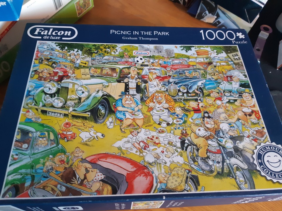 3 jigsaw puzzles ravensburger , cartoon picnic Wales postcards Lab 1000 ...